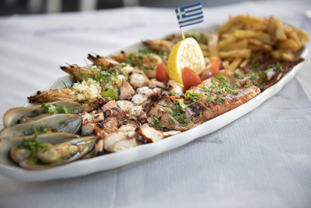 Rețetă pentru caracatiță în stil grecesc cu Ouzo - Kostas Restaurant